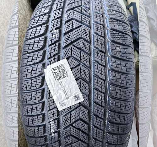 Pirelli Scorpion Winter 275/40 R21 107V