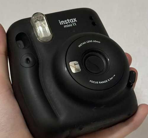 Пленочный фотоаппарат instax mini 11