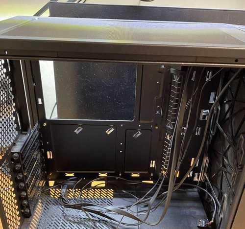 Корпус fractal design meshify c