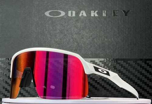 Солнцезащитные очки Oakley Sutro Lite White