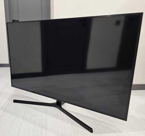 Телевизор Samsung UE55NU7400S SMART tv