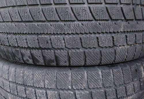 Toyo Winter Tranpath MK3 215/55 R17