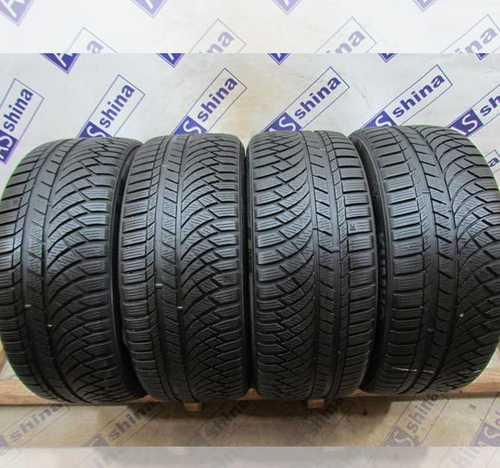 Kumho WinterCraft WP72 245/45 R18 99U