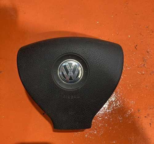 Подушка безопасности в руль VW Tiguan 1