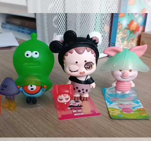 Фигурки из блайнд боксов