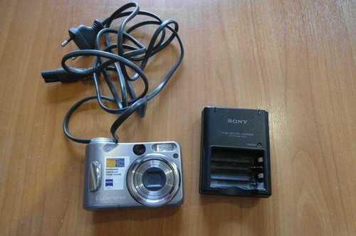 Цифровой фотоаппарат sony DSC-S80