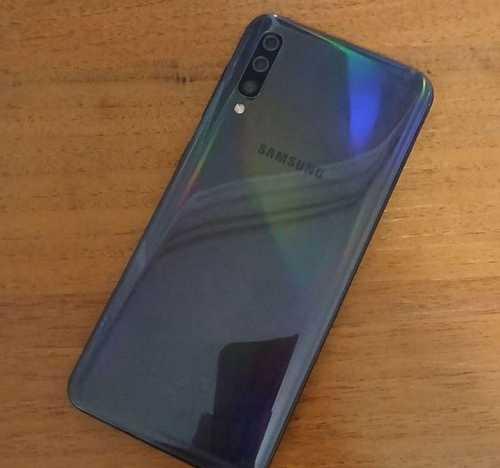 Samsung Galaxy A50, 6/128 ГБ