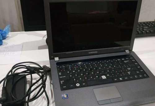 Ноутбук Samsung NP-R425-JT01RU