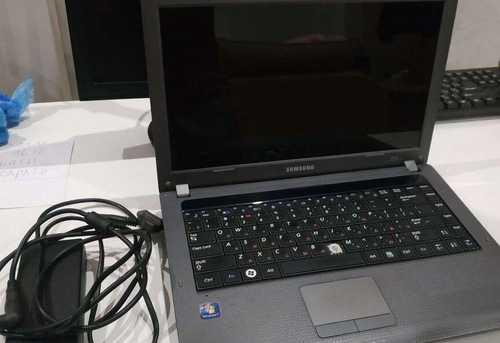 Ноутбук Samsung NP-R425-JT01RU