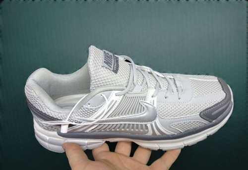 Кроссовки мужские Nike vomero 5