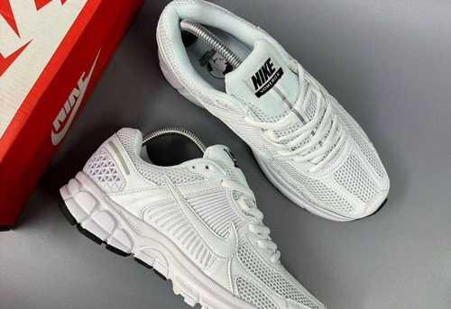 Кроссовки мужские Nike Zoom Vomero 5 Triple White