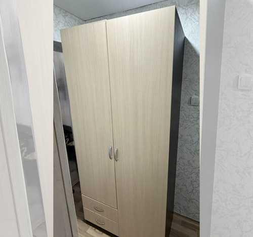 Шкаф распашной