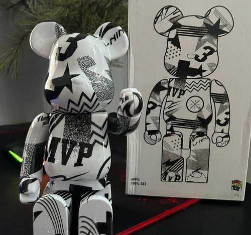 Мишка bearbrick