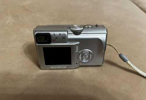 Компактный фотоаппарат olympus C-60 zoom