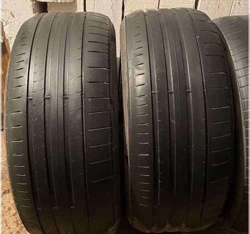 Pirelli P Zero 275/45 R21