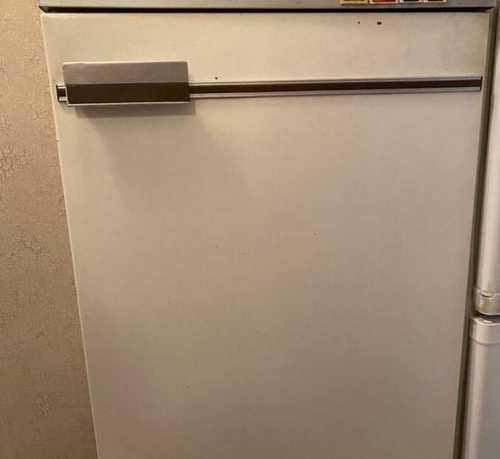 Холодильник-морозильник Бирюса 14 СССР