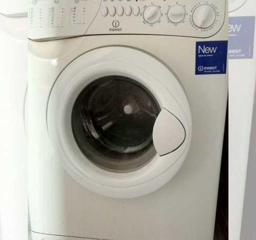 Стиральная машина бу indesit W105TX