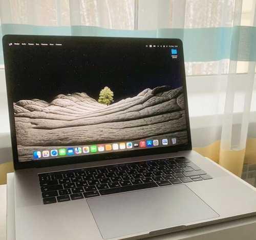 Apple macbook pro 15 2017