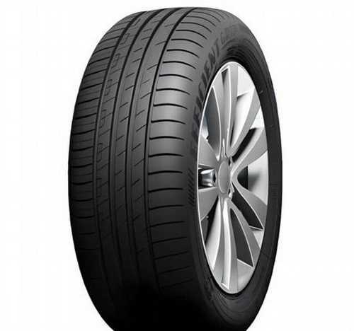 Goodyear EfficientGrip Performance 215/65 R17