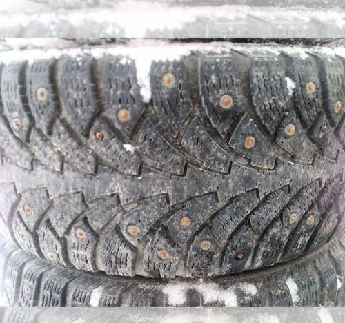 Nokian Tyres Hakkapeliitta 4 215/55 R16