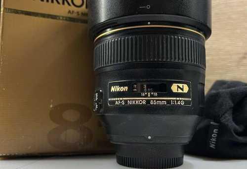 Объектив Nikon 85mm 1.4G