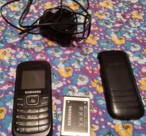 Samsung GT-E1200