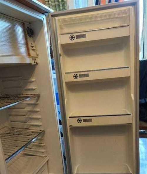 Холодильник Саратов 1614м