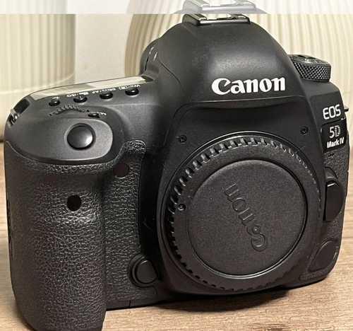 Canon 5D Mark Iv с пробего 5 720 кадров