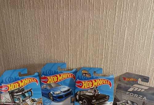 Машинки hotwheels