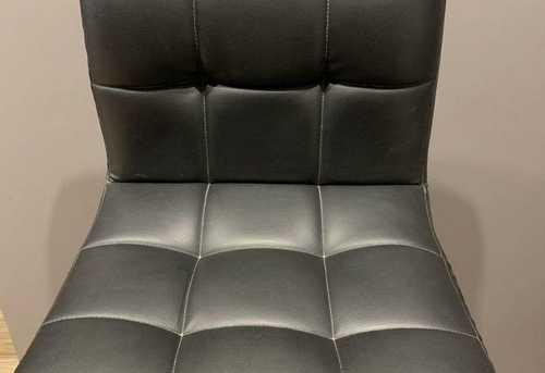 Барный стул для бровиста/визажиста