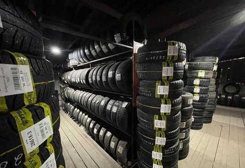 Kumho I'Zen KW15 215/70 R16C Q