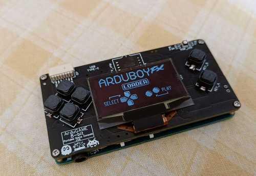 Игровая консоль Arduboy