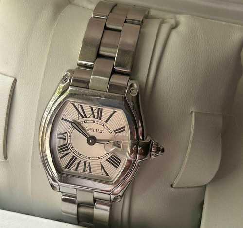 Часы наручные женские cartier roadster