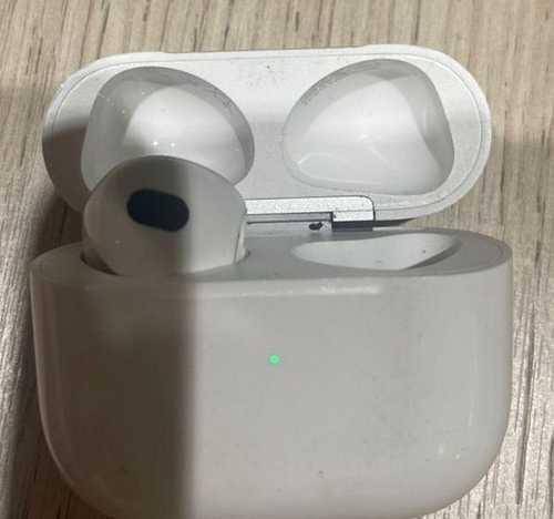 Airpods 3 левый и кейс оригинал