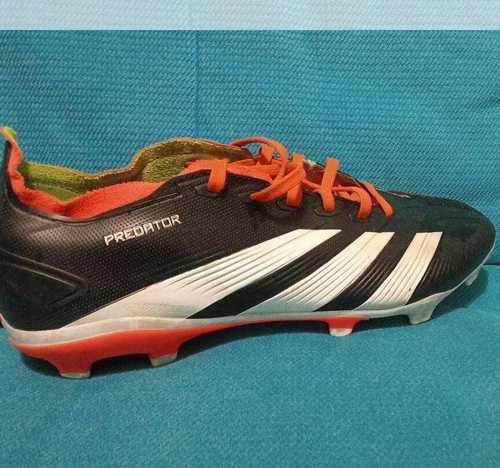 Бутсы adidas predator