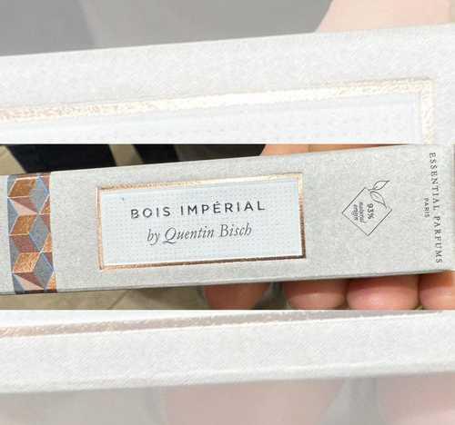 Парфюмерная вода essential bois imperial