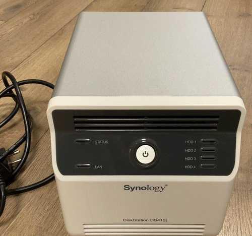 Сетевое хранилище (NAS) Synology 413j на 4 диска