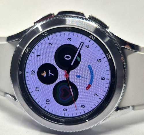 Samsung Galaxy Watch4 Classic 42 мм