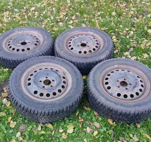 Michelin X-Ice North 3 195/65 R15