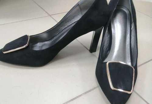 Туфли женские 39 размер новые