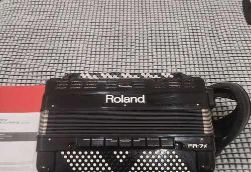 Баян Roland FR 7 X