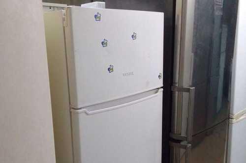 Холодильник Вестел 145 см