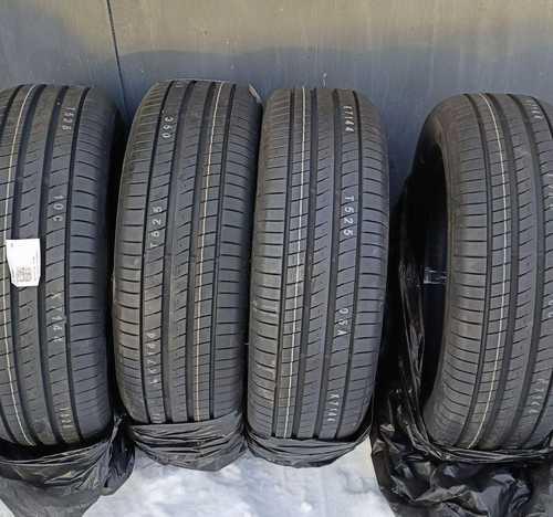Nexen N'Fera RU5 215/60 R17 96H