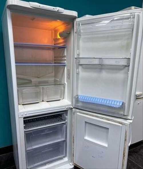 Холодильник indesit C132G.016