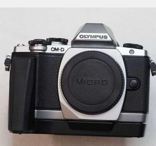 Olympus OM-D E-M10 body