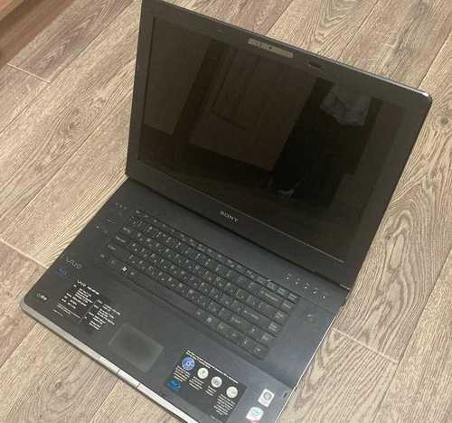 Ноутбук Sony Vaio AR71SR