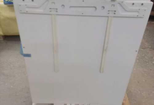 Встраиваемый холодильник Liebherr KIUe 1350