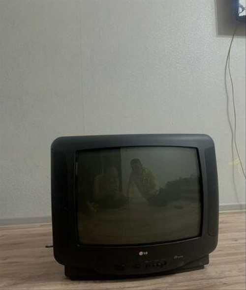Телевизор ламповый LG
