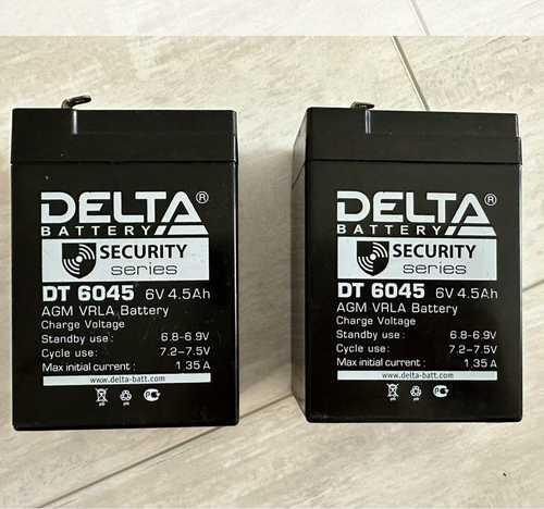 Аккумуляторная батарея Delta DT 6045