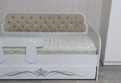 Кровать детская с ящиком для хранения игрушек